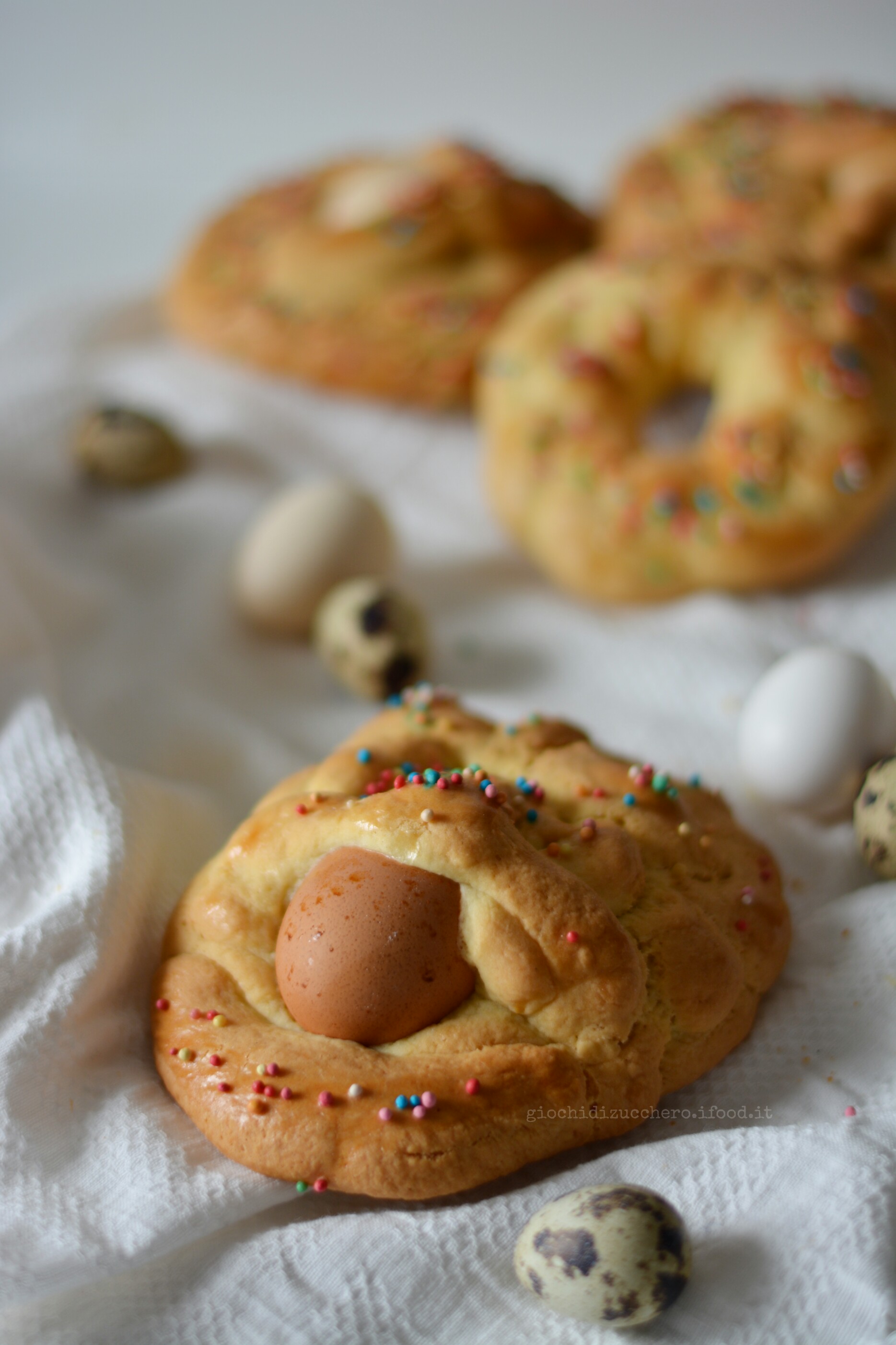 Cuzzupe o cudduraci calabresi – Biscotti di Pasqua – Giochi di Zucchero